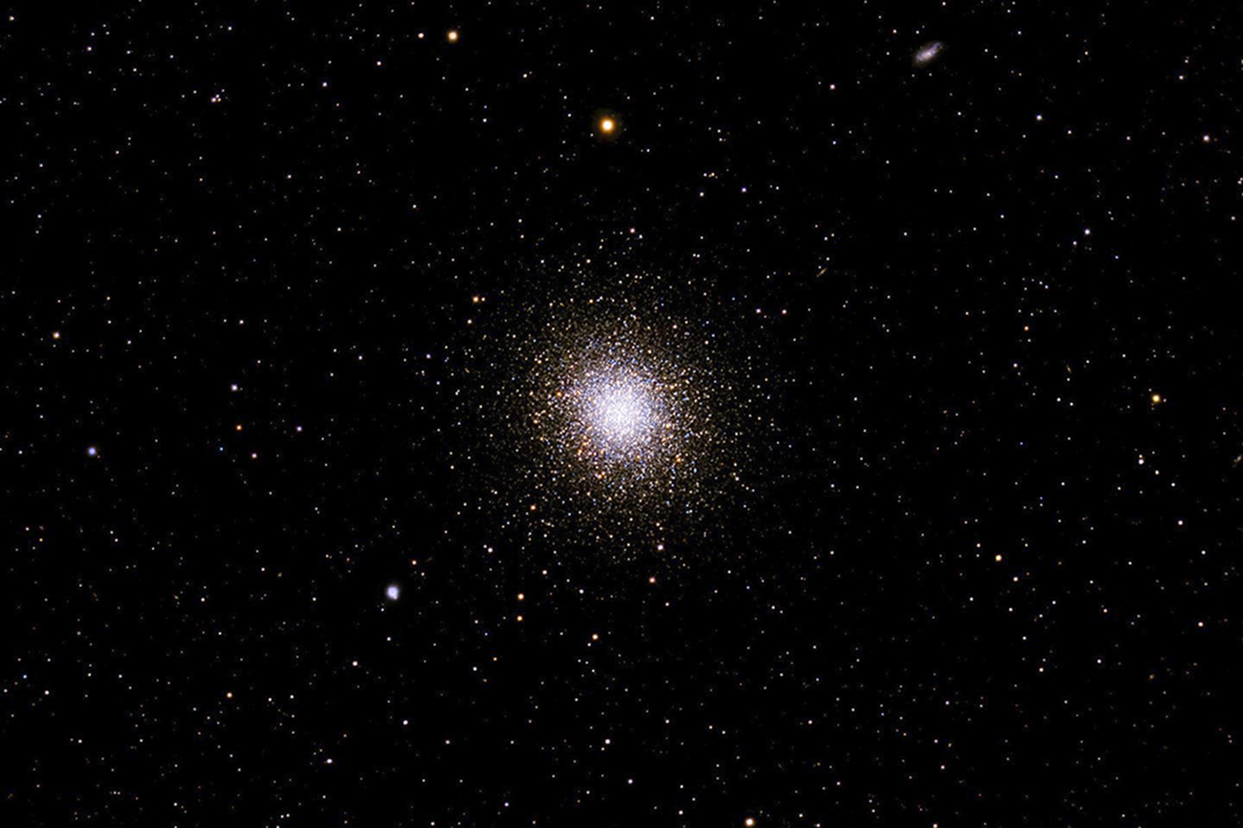 Globular Star Cluster M13 (NGC 6205) - Astrophography Globular Star ...